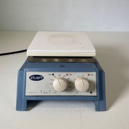 Stuart CB162 Magnetic Hotplate Stirrer Ceramic Plate 400˚C 1300rpm