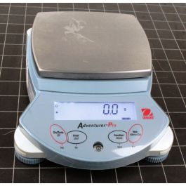 Ohaus Adventurer Pro AV8101 Precision Balance battery operated