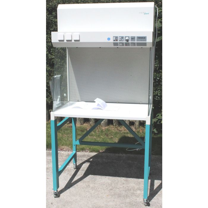Heraeus Heraguard HPH9 Clean Bench Horizontal Laminar flow workstation